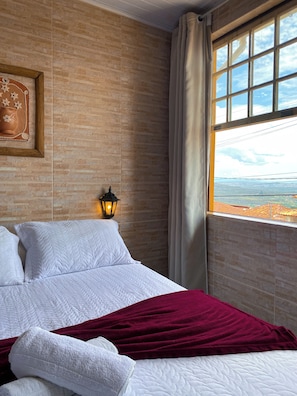 Suite Standard | 1 quarto, cofre no quarto, secretária, quartos insonorizados 