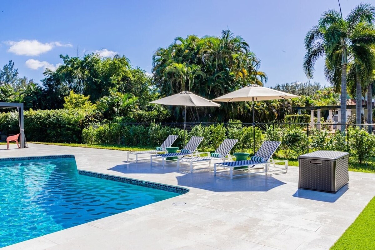 8 Bedroom Villa Basket, Pickle Pool, Hot tub – Avis, offres et photos ...