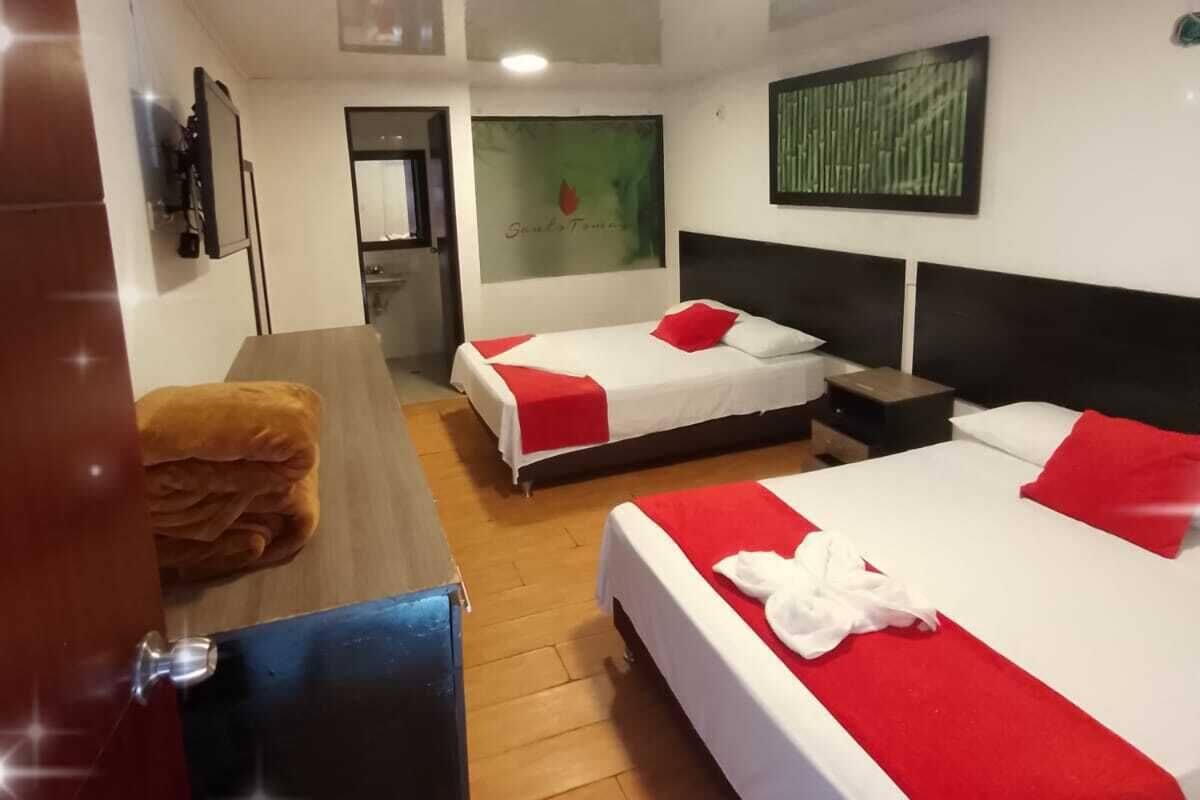 Quarto Básico, 1 quarto | Ferro/tábua de engomar, Wi-fi grátis