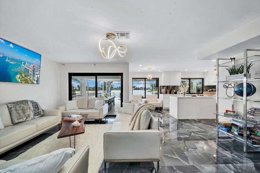 Stylish Lake Luxe Equine, On Waterfront W Screened-in Pool - Lake Views! Hosted By Relaxtay - Lion Country Safari, Loxahatchee