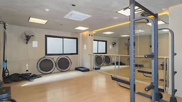 Apartamento Básico | Sala de fitness