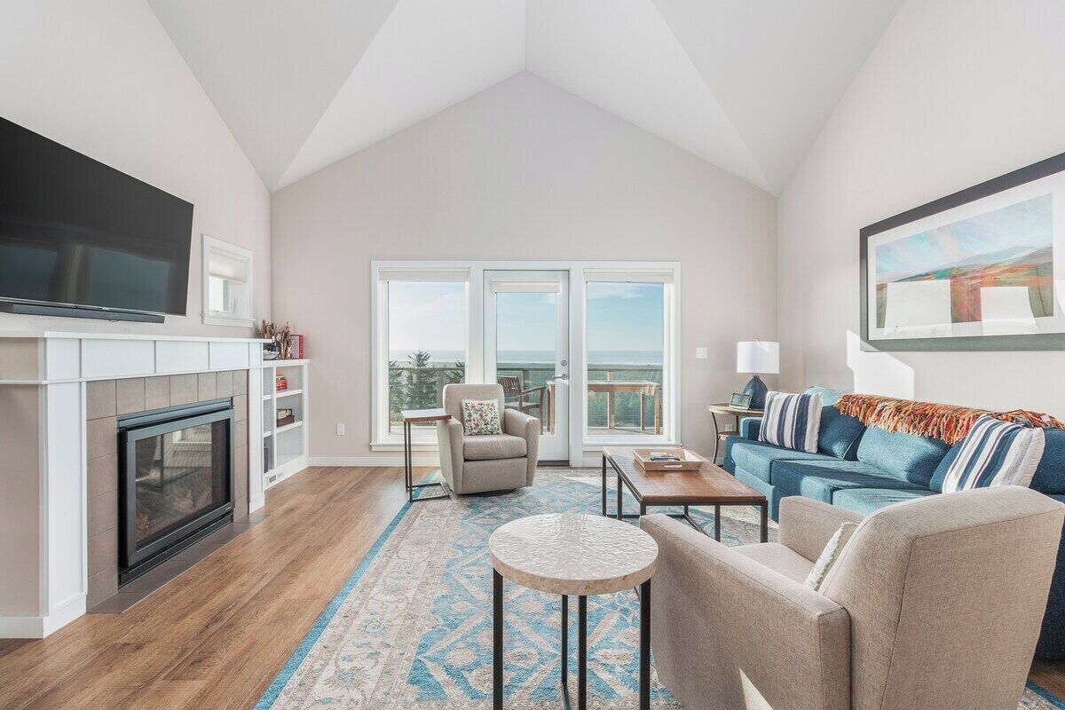 Kingfisher-amazing Views, Lux Home, Hot Tub, And Clubhouse In Pacific City. - Pacific City, OR