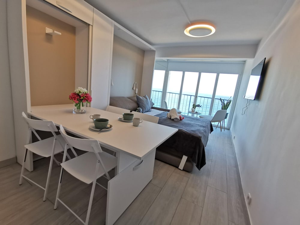 Villas Cosette Apartamento Beach Palace Cb 10 Vistas Espectaculares En Primera Línea De Mar Con Parking Incluido En Platja D'aro - Platja d'Aro