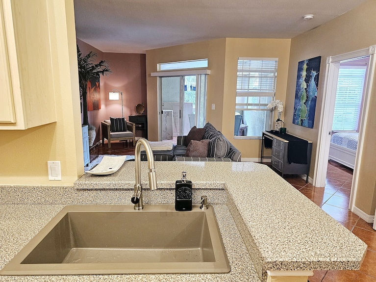 Clearwater Resort-like Gulf Coast Beach Oasis - Clearwater