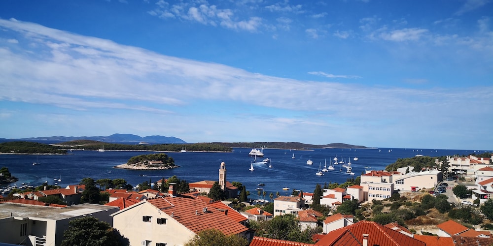 Apartmani Kresic 1 - Hvar