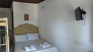 Suite | 1 quarto, secretária, Wi-fi grátis, roupa de cama fornecida