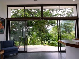 Quarto de Luxo | Secretária adequada para computadores portáteis, Wi-fi grátis 