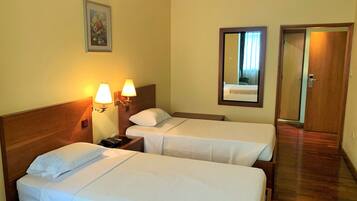 Quarto Twin Standard | Secretária, quartos insonorizados, Wi-fi grátis