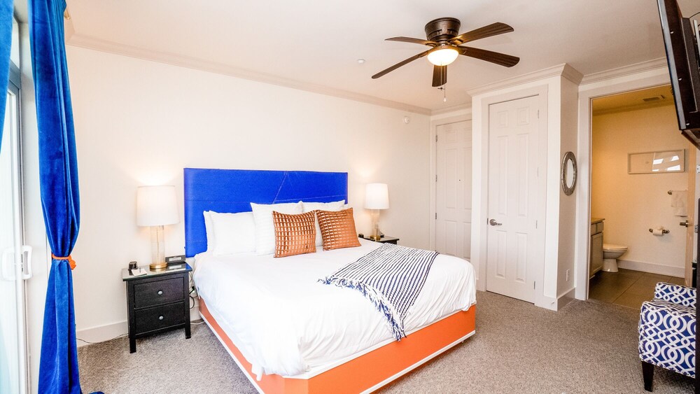 Make Regatta Inn Your Folly Beach Home Away From Home. - Folly Beach, SC