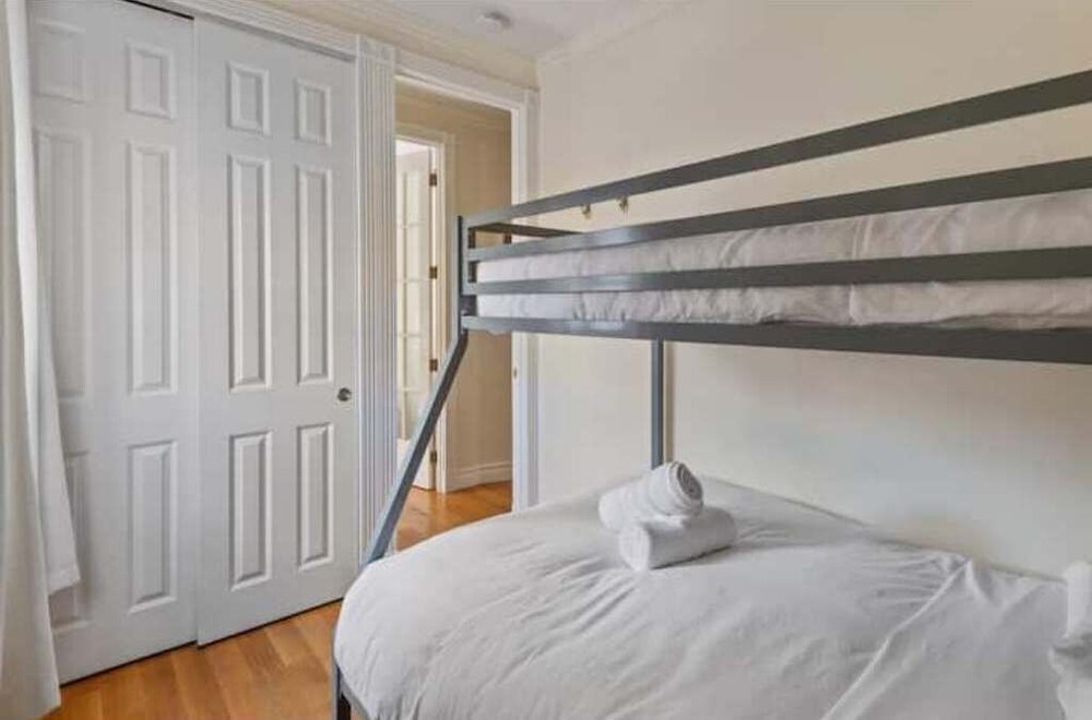 Three Bedroom West Village Townhouse! - New York