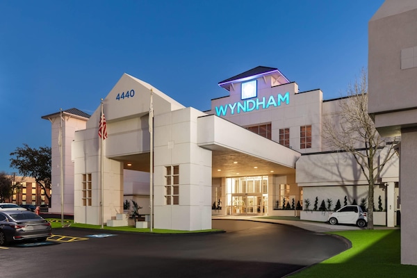 Wyndham Dfw Airport - Carrollton, TX