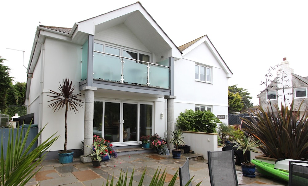 Polmoor - Carbis Bay