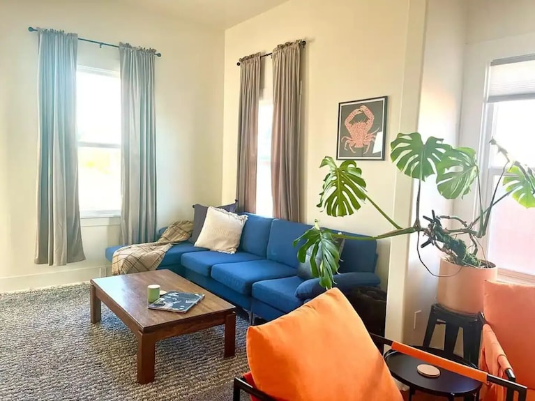 Beach Break Bungalow W/bay & Ocean Views - 尤里卡