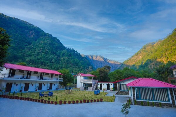 Nature Sprint Resort By The River - Naukuchia Taal