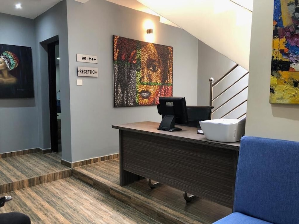 Cate House And Apartment - Lagos