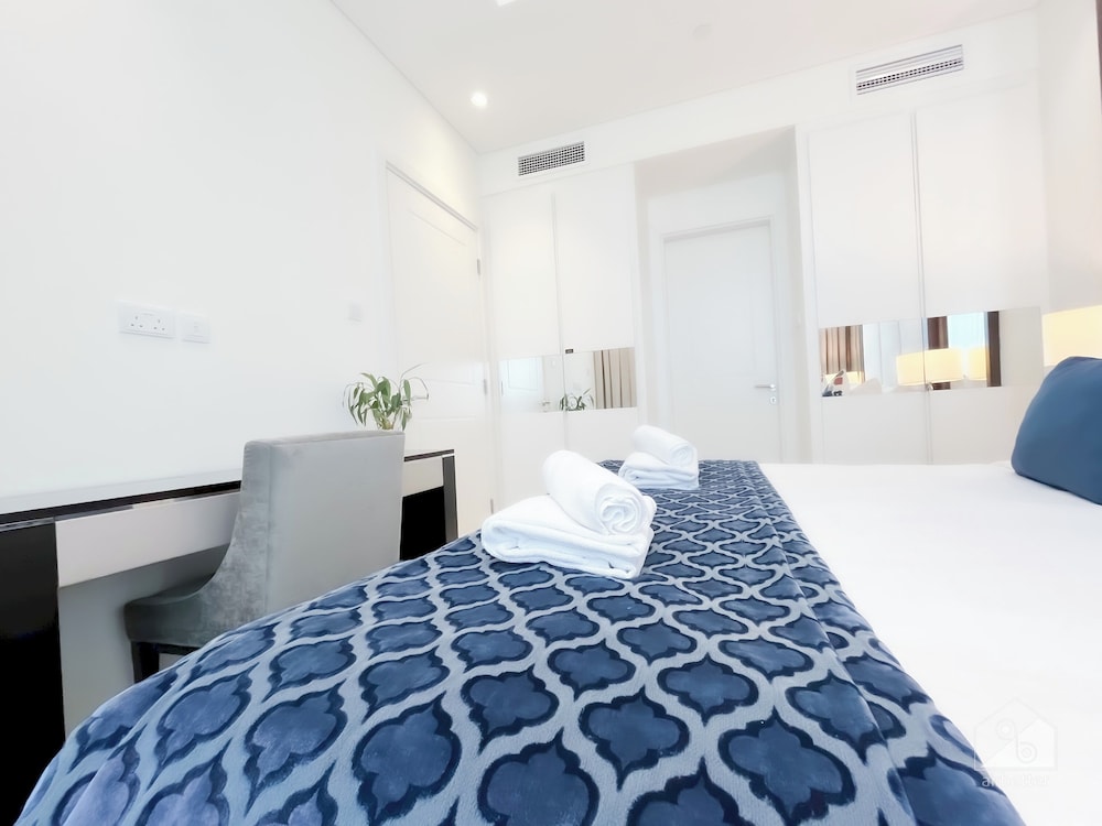 Cozy 1b With Balcony In Business Bay - Dubaj