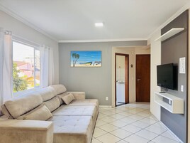 Apartamento | Área de estar | Smart TV