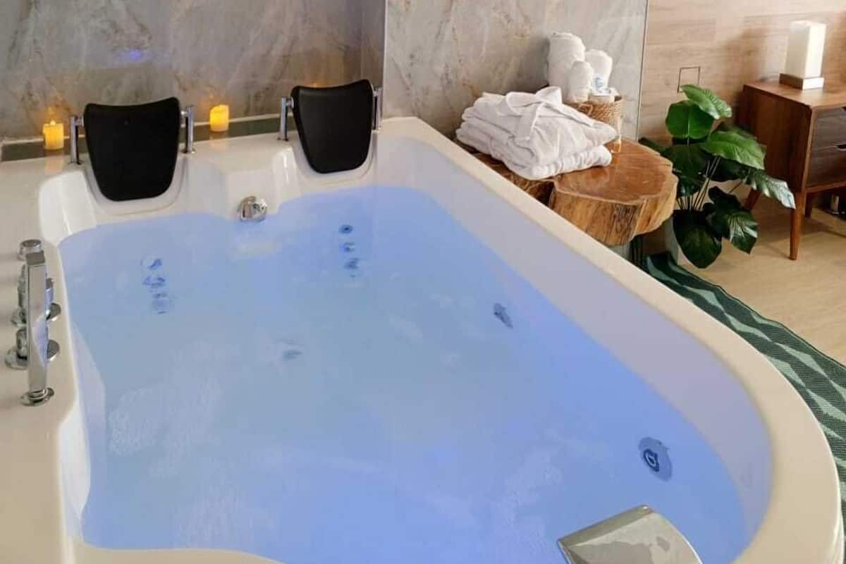 Quarto Júnior | Edredões de penas, ferro/tábua de engomar, Wi-fi grátis