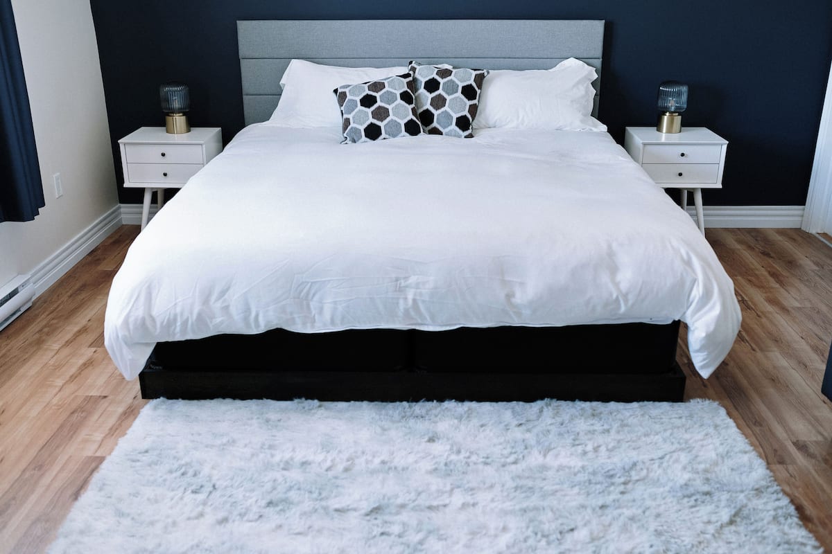 Suite Executiva, 1 cama king-size | Cortinas/cortinados opacos, ferro/tábua de engomar, Wi-fi grátis 