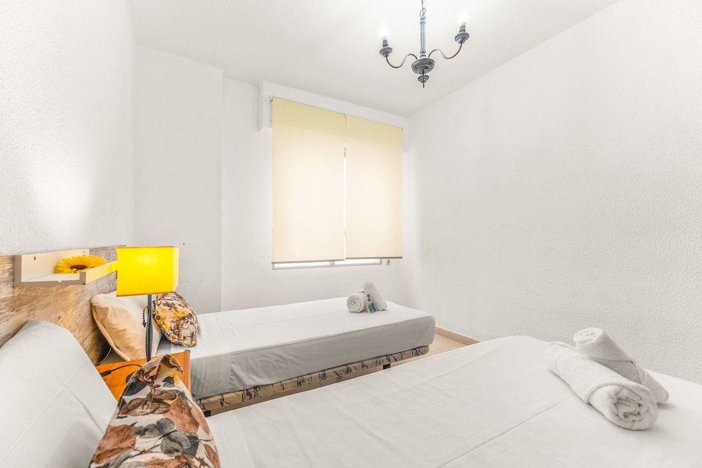 Apartment 'Sunflower Beach' With Private Terrace, Balcony And Wi-fi - Santa Pola