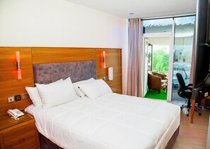 1 quarto, cofre com capacidade para portátil, Wi-fi grátis 