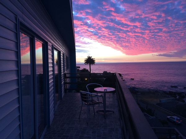 Bahía Luz Hostal - Valparaíso Region