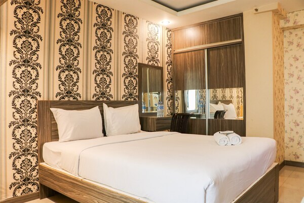 Spacious Studio At Gateway Ahmad Yani Cicadas Apartment - West Java