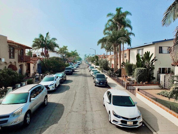 Sand, Sun & Second - Long Beach, CA