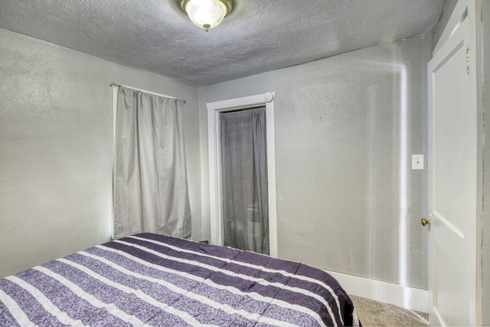 A fun, exciting, and convenient lodging experience right on Main Street ...