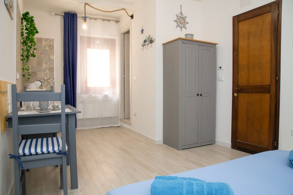 ALCOVE OF THE SEA 1 - Alghero | Vrbo