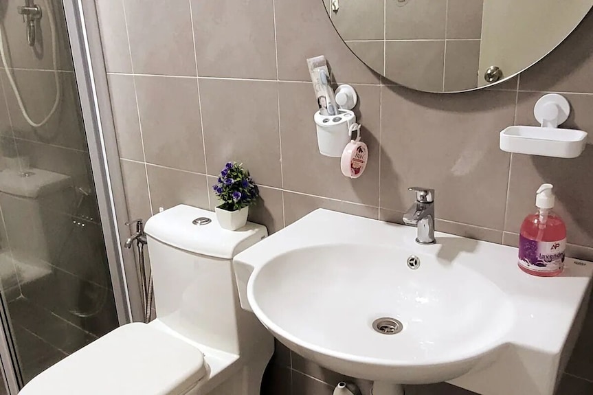 Eco-urban Staycation - Condo, Wi-fi, Pool, Netflix - Savanna Executive Suite - Pahang