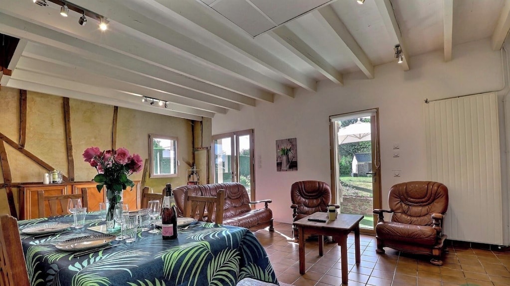 Maison 'Gite Les Deux Pins De Trémel' Avec Piscine Privée, Terrasse Privée Et Wi-fi - Montauban-de-Bretagne