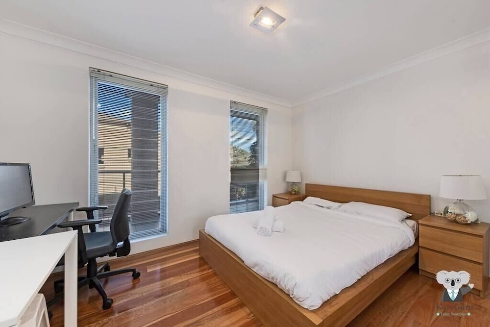 Kozyguru | Allawah | 2 Bed Kozy Apartment - Carlton