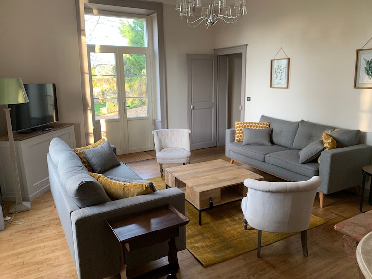 Grande Maison Familiale, 5 Chambres, Jardin, Proche 24 Heures Du Mans Et Abbaye De Solesmes. - Sarthe