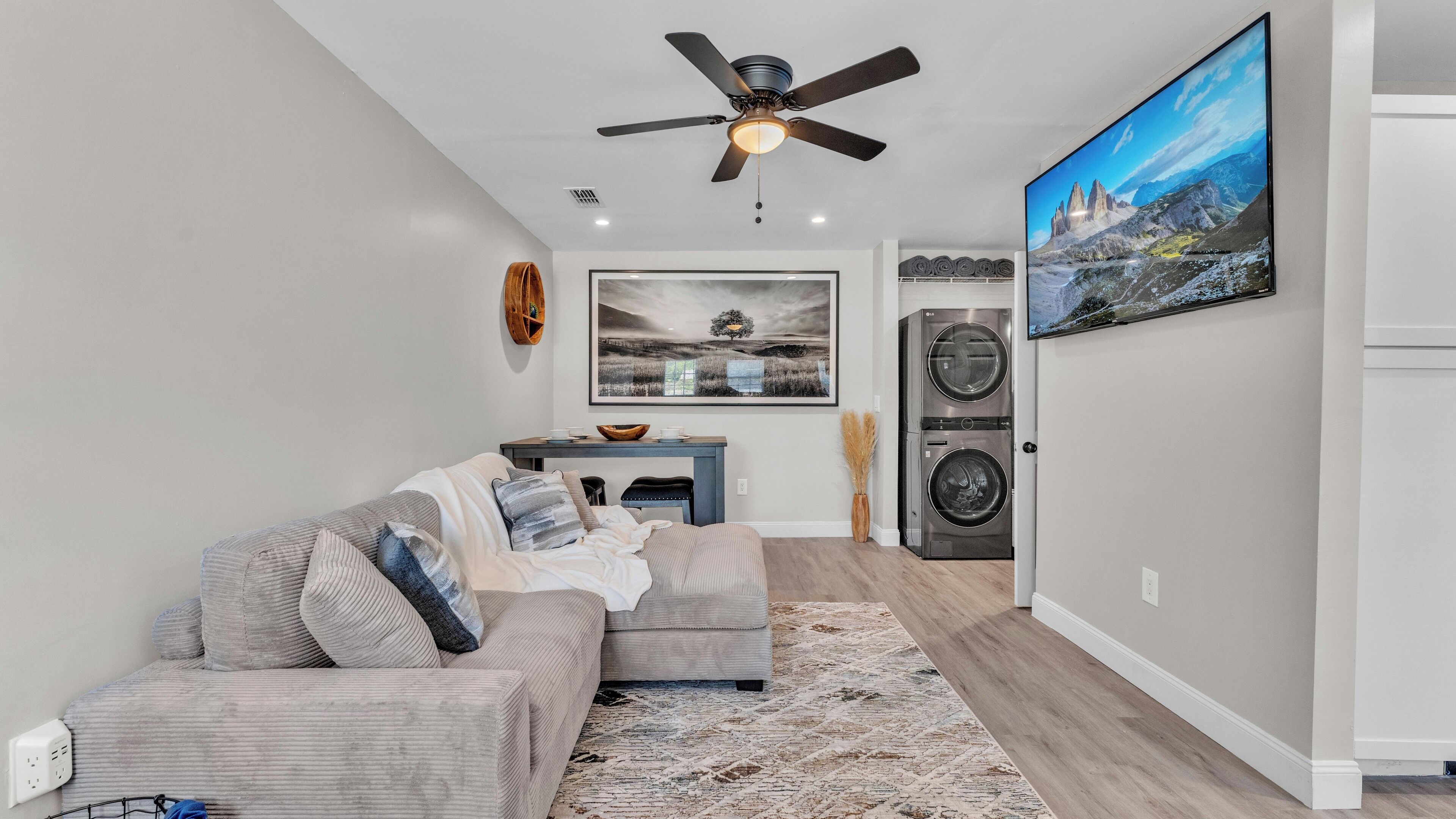 Modern Comfort, Pet Friendly, 2 King Beds - Winter Haven