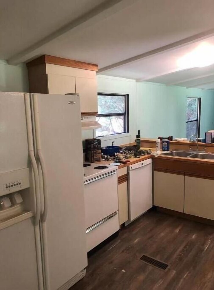 Cozy Cabin 5 minutes to Golf Course & Tomahawk Lake! - Buncombe County ...