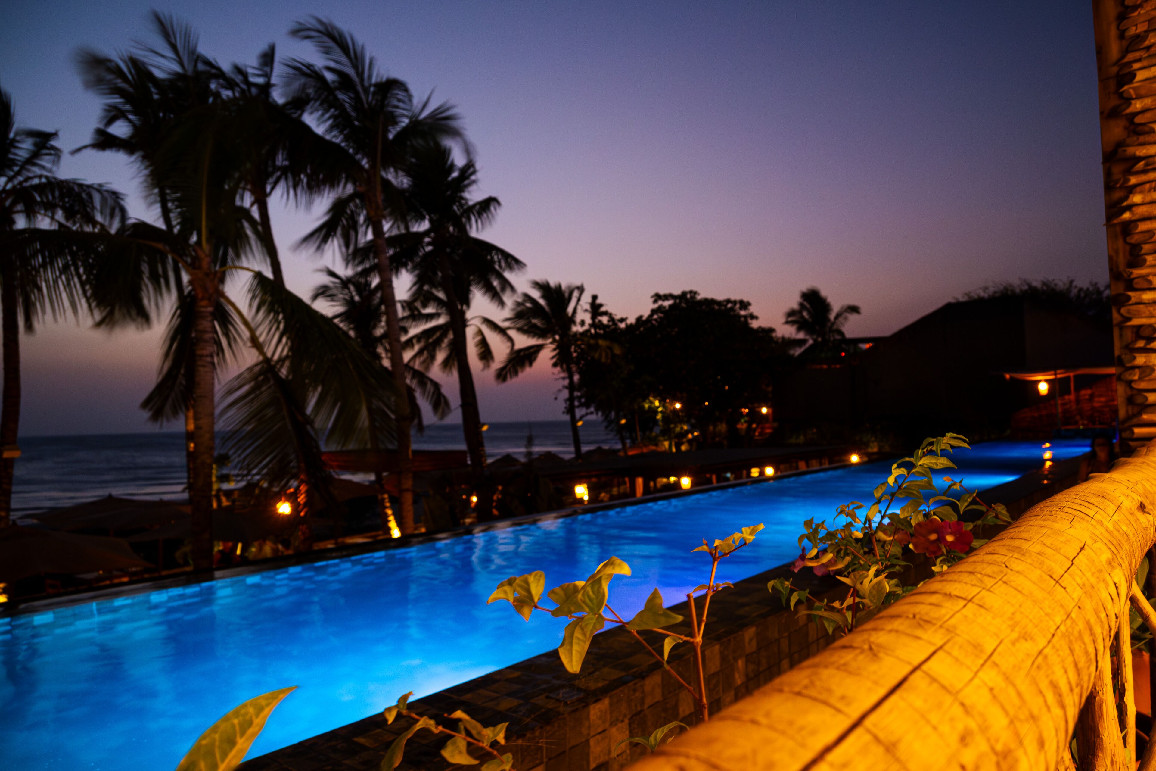 Ocean View | Frigobar, cofres nos quartos, escrivaninha