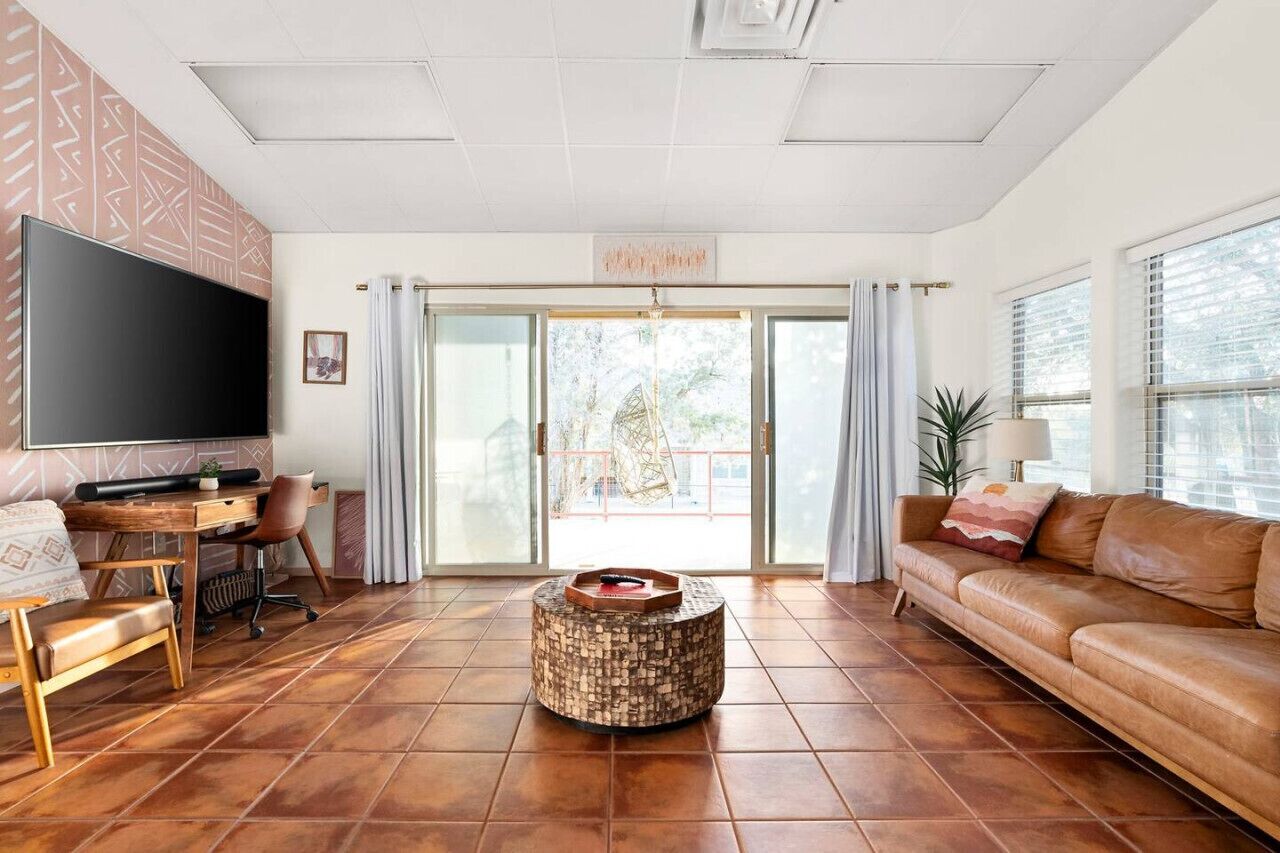 2 Luxury Homes | Group Retreats | Games | Fire Pit - Georgetown, TX