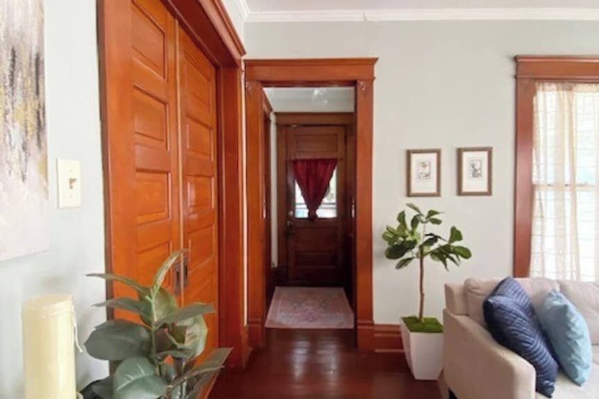 Historic Home | Central Location & Pet-friendly - Indiana State University, Terre Haute