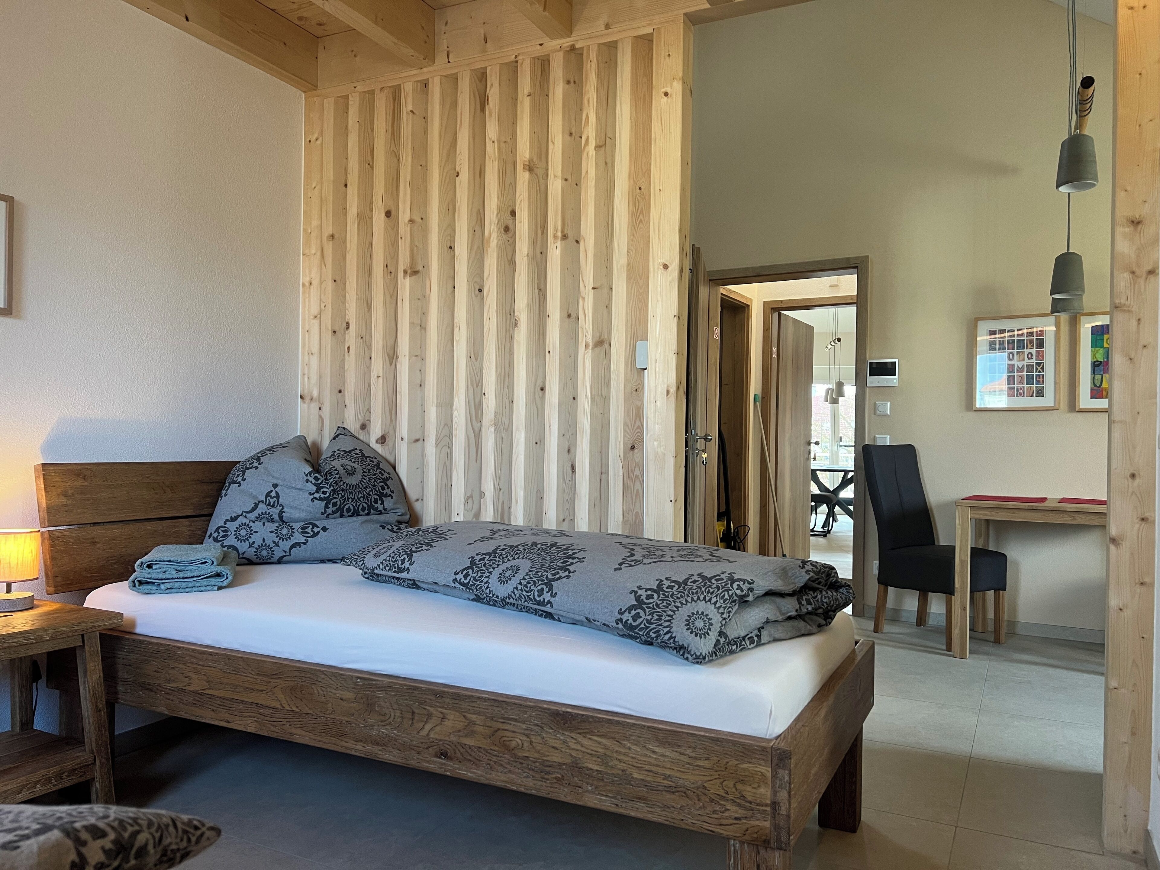 Neue Ferienwohnung 35qm U. Balkon In Sehr Schöner Lage, Direkt Am Fluss - Singen