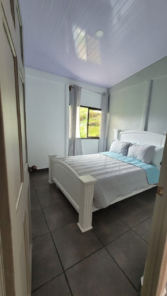 Cozy Casita close to nature with beautiful view - Rivas | Vrbo