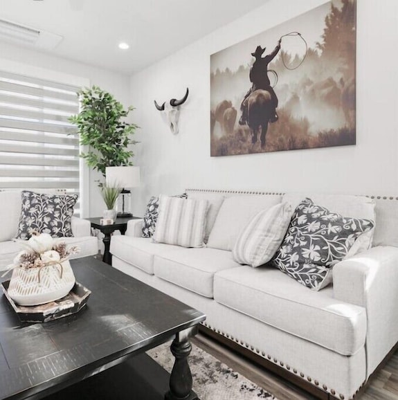 Meridian Home Close To Boise River & The Greenbelt\n\n - Idaho (State)