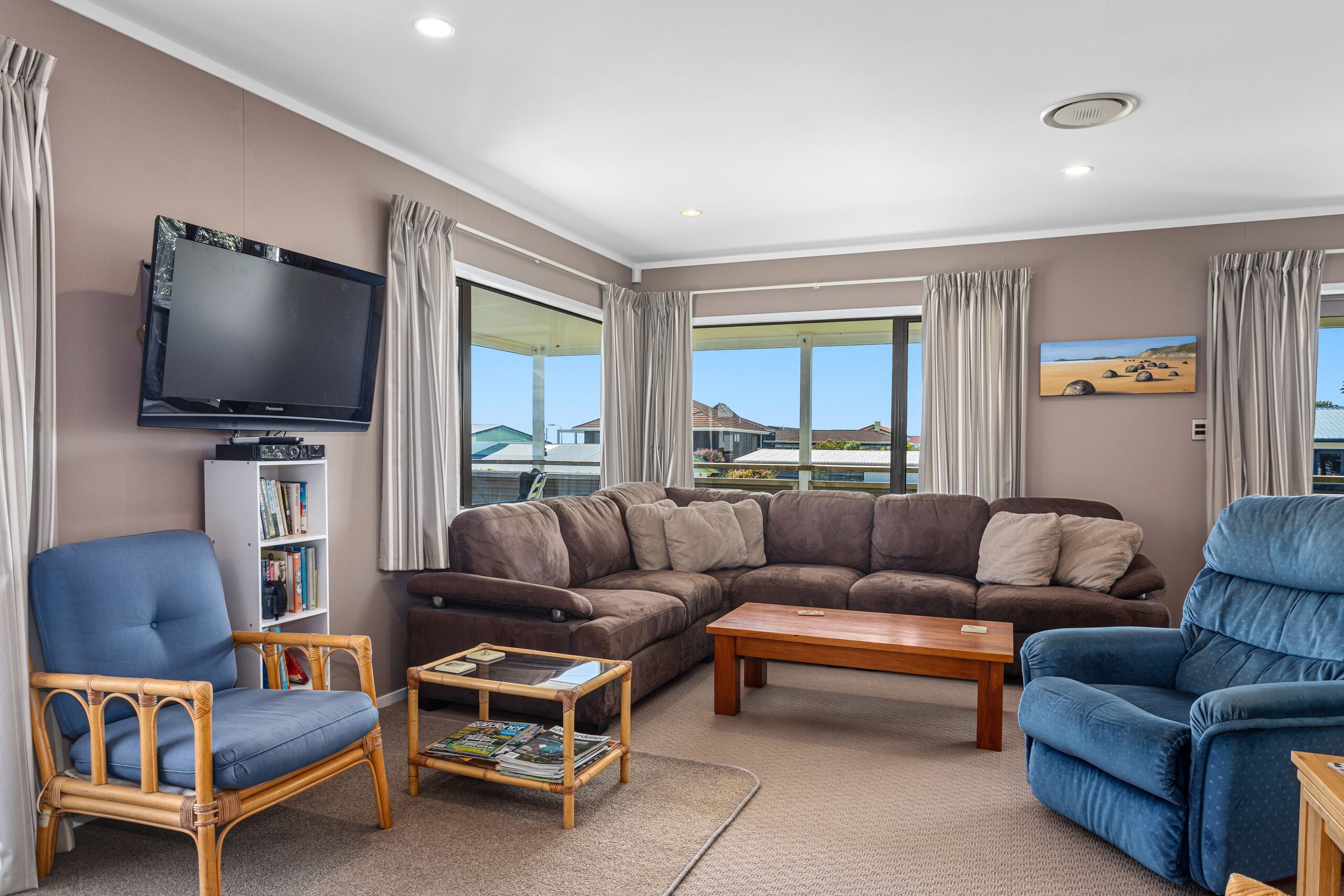 The Sun Capsule - Ohope Beach Holiday Home - Ōhope