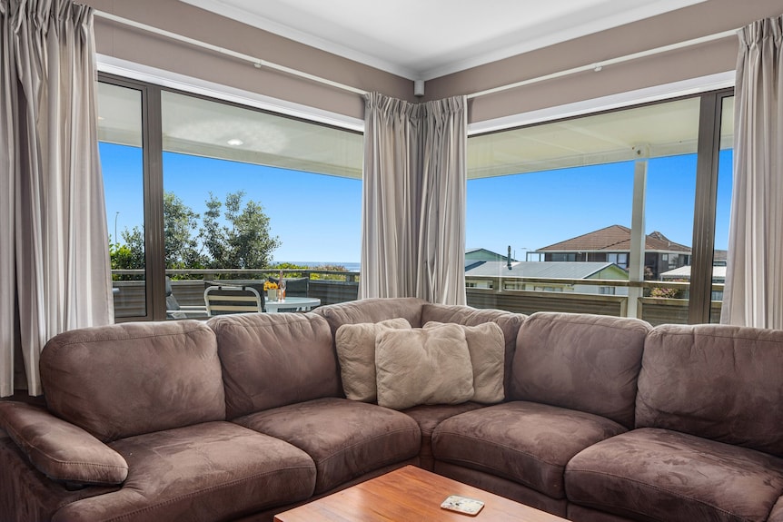The Sun Capsule - Ohope Beach Holiday Home - Ōhope