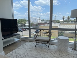 TV de tela plana 56 polegadas com canais digitais