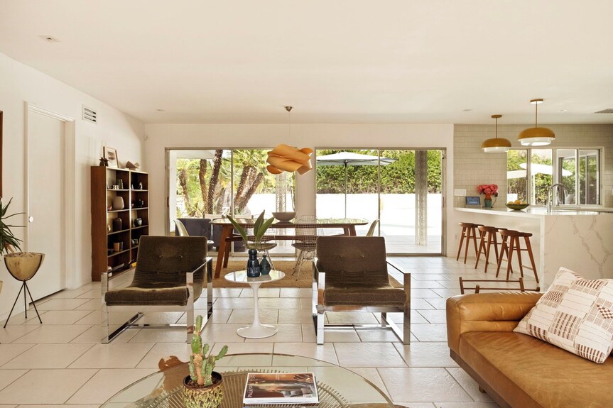 Ultra-luxe Mid-century Estate - Pool, Spa, Sauna, Firepit, Views, 3bd 3bth - Palm Springs, CA