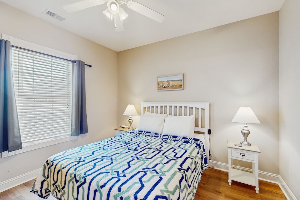 Lakefront condo with seven shared pools & open layout - snowbird ...