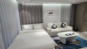 Superior Open Family Suite | 1 quarto, roupa de alta qualidade, edredões de penas, cofre no quarto