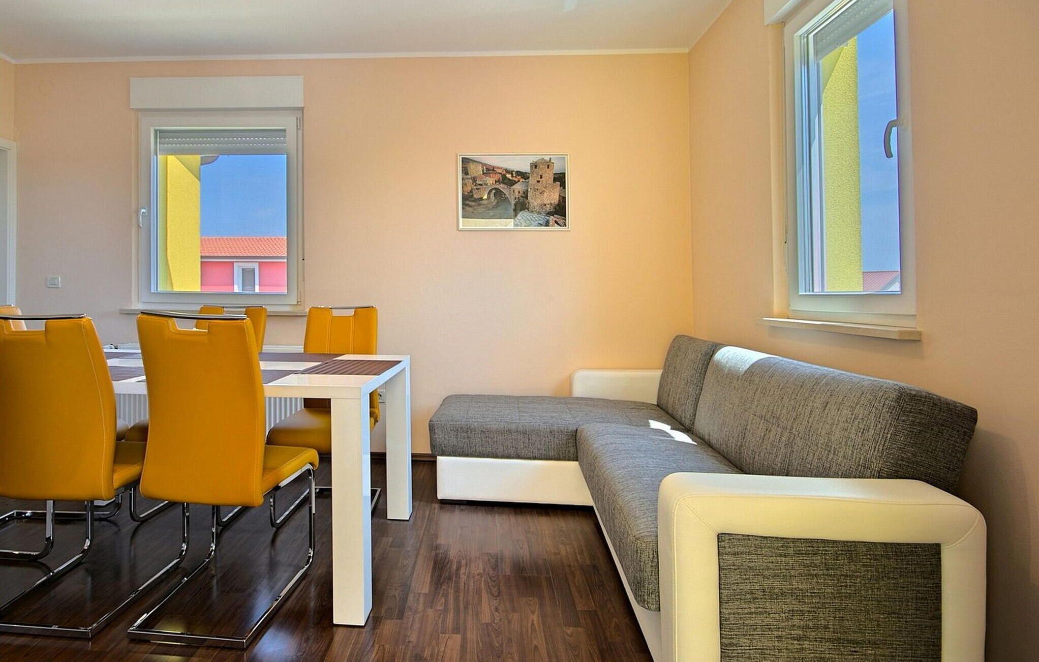 2 Bedroom Beautiful Apartment In Buje - Strunjan