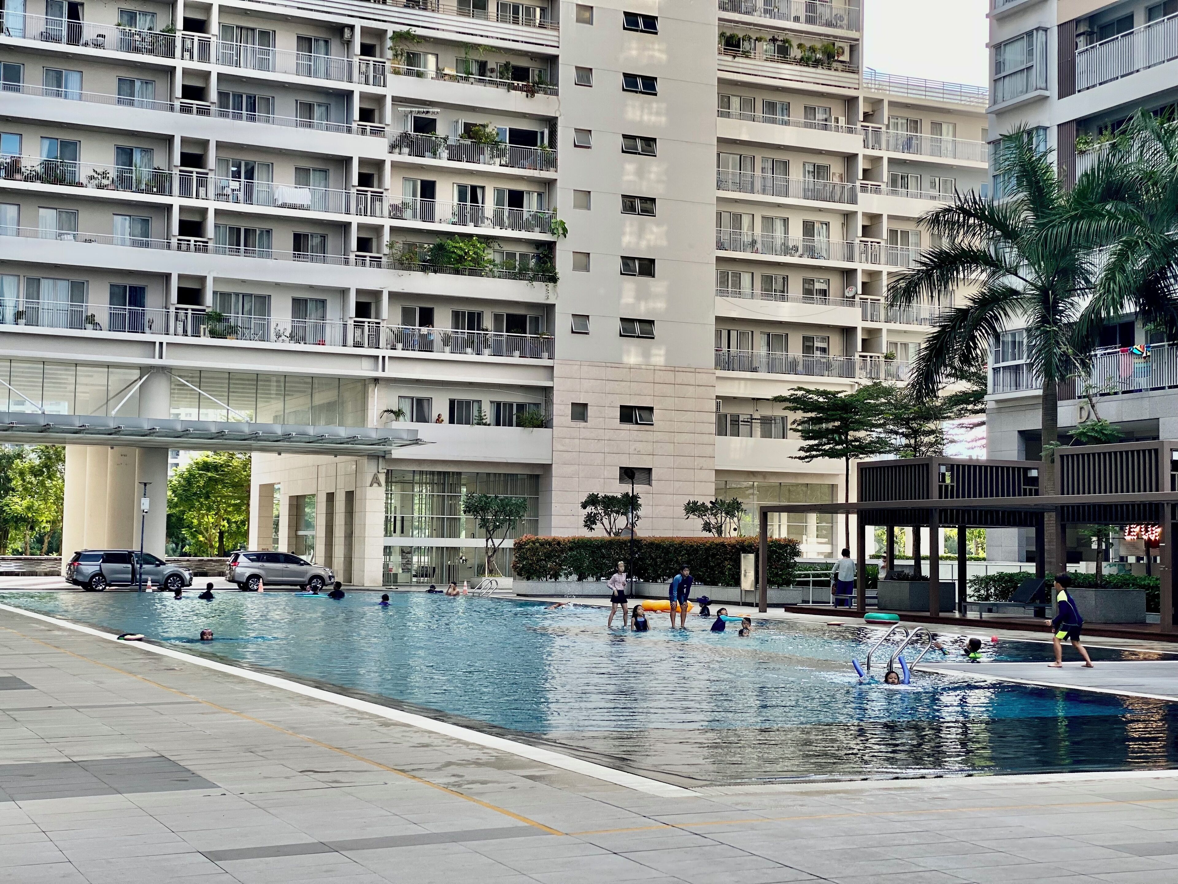 4 piscinas externas